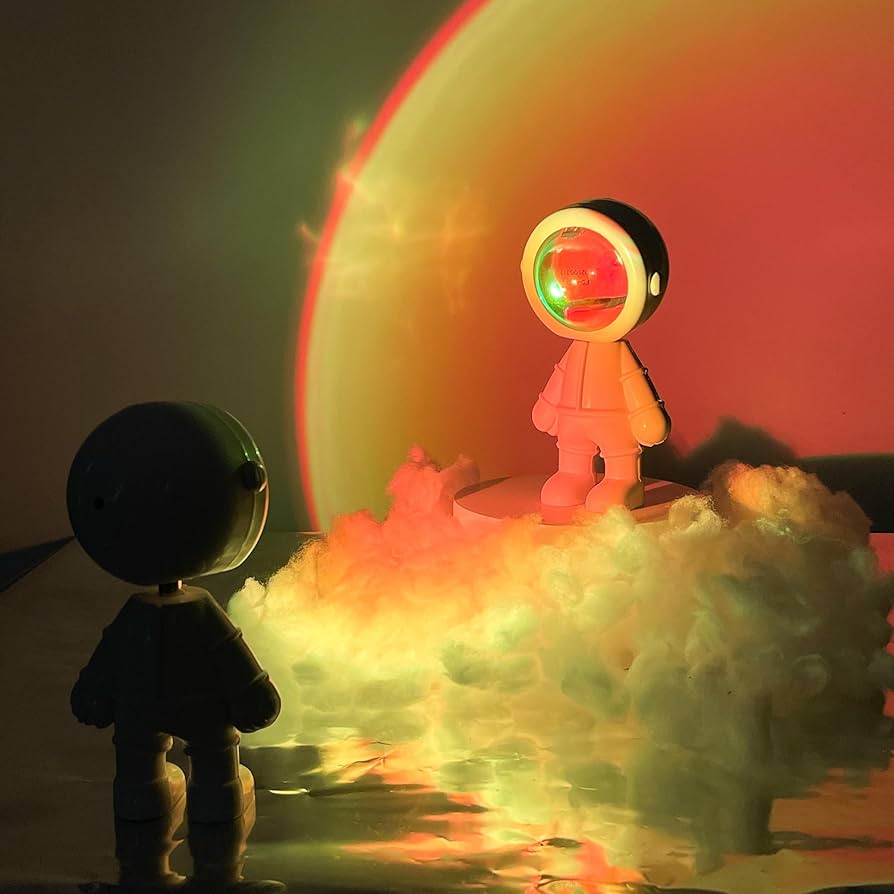 Twilight 360 Astronaut Projector Lamp (Rechargeable) – tarteeb.pk