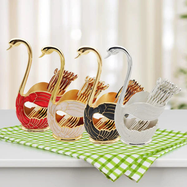 Twirl Swan Spoon Set – tarteeb.pk
